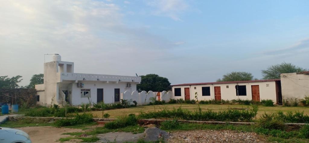 Hotel wait way palace resort in Udaipur