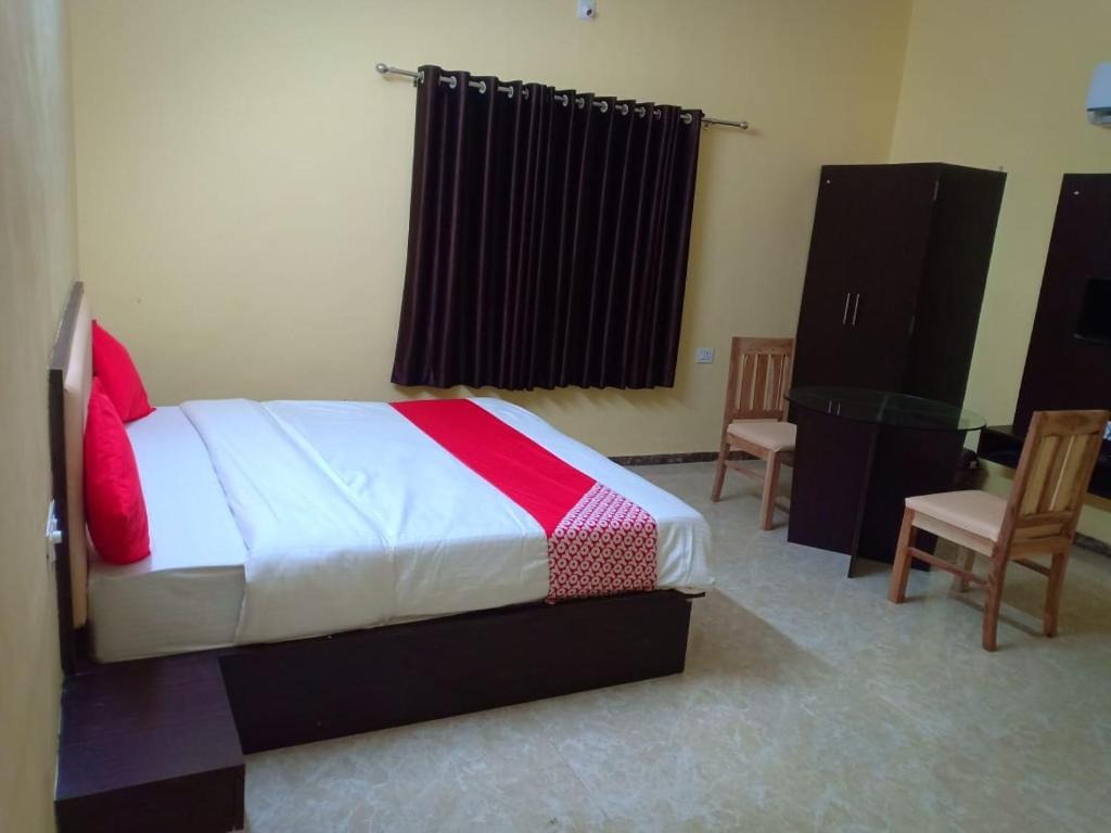 Hotel wait way palace resort in Udaipur
